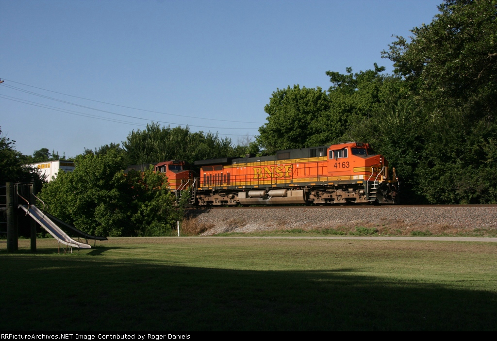 BNSF 4163